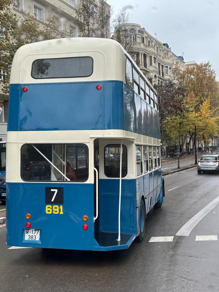 Galería Madridiario - II Exhibición de Autobuses Históricos de la EMT ...